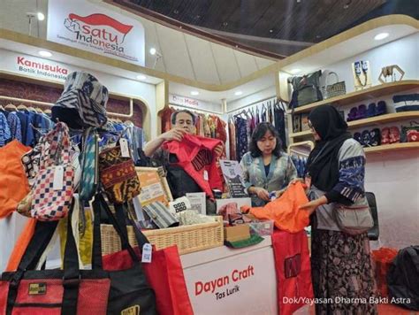 Produk Unggulan Dsa And Umkm Ydba Meriahkan Inacraft 2024