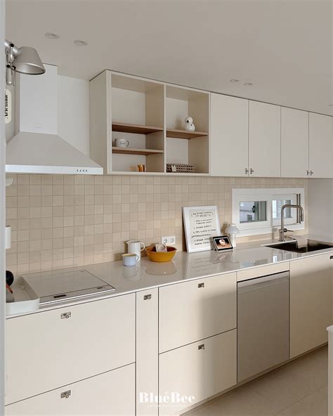 대구인테리어 🐝 블루비디자인 최근 마감 현장 블루비 주방 분위기 일반적으로 비슷한 구조 And 디자인의 주방보다는 취향의 공간을 만들어드리고 싶은 마음 🫶🏻