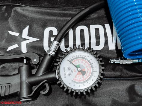 Dodge RAM: система подкачки колес с ресивером и пневмосигнал Goodwin ...