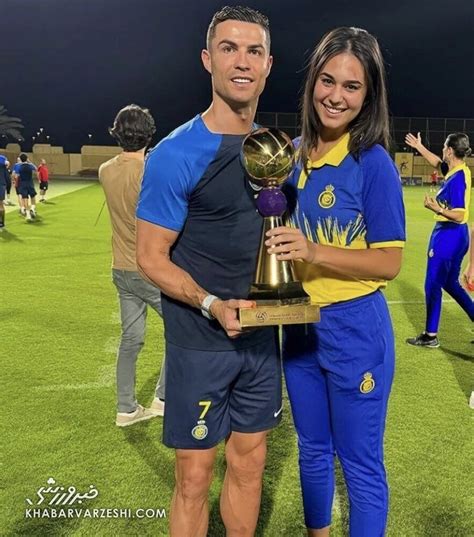 عکس جنجالی رونالدو در کنار دو زن زیبا سلام نو