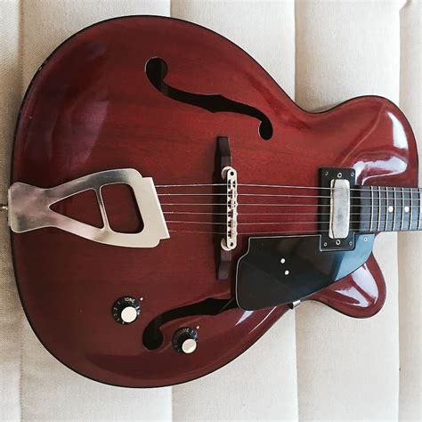 Julio Giulietti A2 1960s Semi Hollow Body Guitar And Hard Reverb Uk