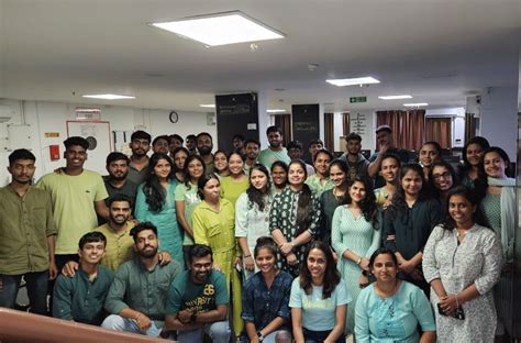 navratri navratri2024 navratriday2 teamspirit greenday fun fuatwork codemaxculture