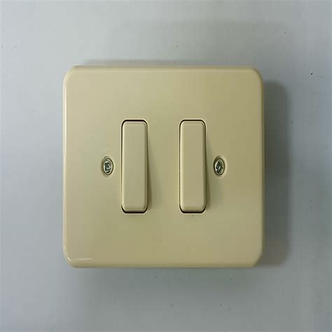 China Odm Light Switch Socket Supplier American Wall Switch Socket W