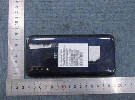 Realbilder und Handbuch vom ZTE Blade A7 2020 leaken via FCC ...
