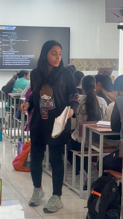 Instagram Video By Vora Classes • Oct 28 2024 At 849 Am