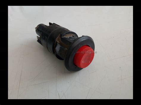 Ключ за аварийни светлини Ел авточасти Резервни части консумативи аксесоари София