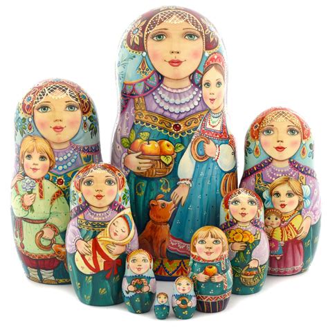 Матрешка "Семья", арт. 800344418 — 13800 руб. купить в каталоге ...