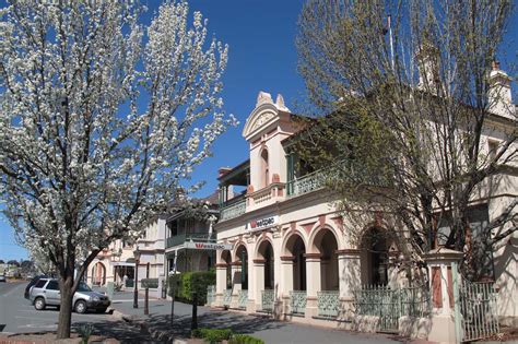 Livetownimageyass Canberra Region