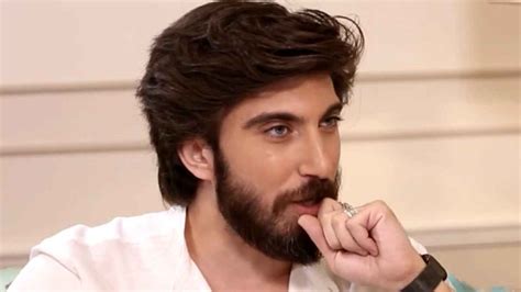 قناة رؤياأبو عبيدة وجهنا رشقات صاروخية مكثفة نحو أهداف متنوعة