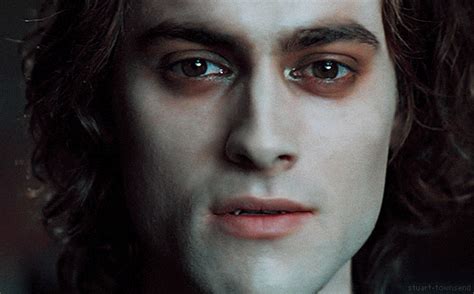 Lestat Stuart Townsend