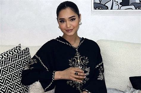 Best Female Artists Rym At Qiana Flowers Blog