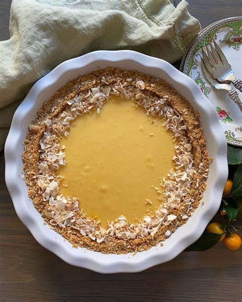 Deliciously Tangy Calamondin Pie With Graham Cracker Crust Pine