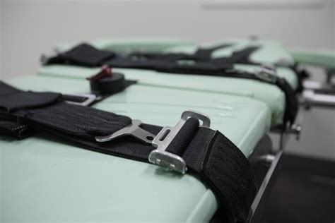 Lethal Injection Three Men Await Their Fate On Death Row This Month