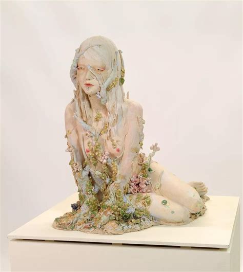 Pin by 영혼의 꽃 on floral glitter Sculpture art clay Sculpture art Sculpture