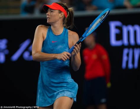 Wta Fashion Overview Maria Sharapova Embraces Prints In 2019 Nike