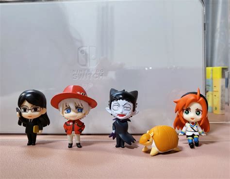 흡혈귀랑 아로마딜로라니 넘 귀여웡 콜리 Colley