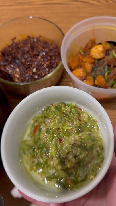 ထမင်းမြိန်တဲ့ငါးခေါင်းနဲ့ချည်ပေါင်ဟင်း ပုဇွန်ကြော် ငရုတ်သီးထောင်း