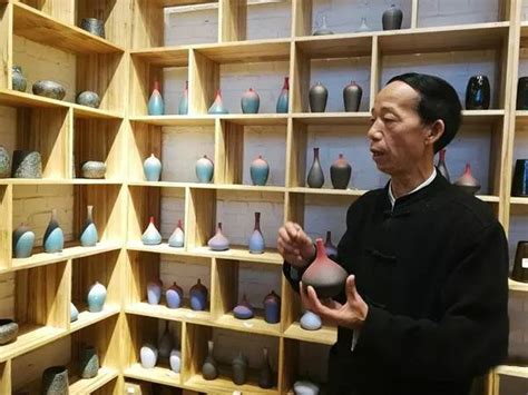 彭州桂花古镇上的土陶人——兰章树 民间文艺列表 成都文艺网