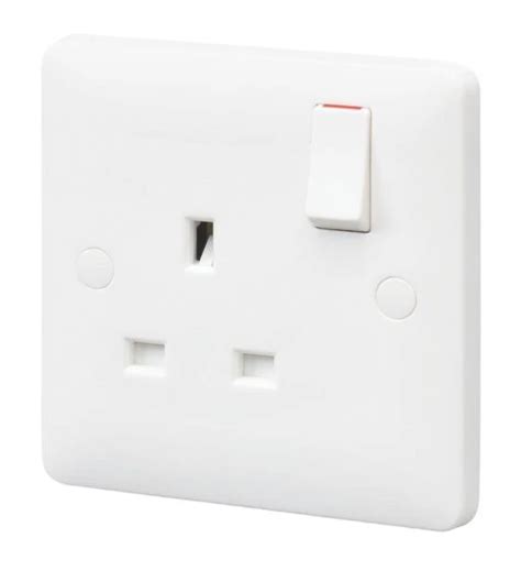 Best Online Shopping British General Shop In MK Base A Gang SP Switched Socket White