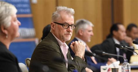 단독 ‘안전운임제 없앤 호주 보라고 화물·배달까지 내년 재도입”