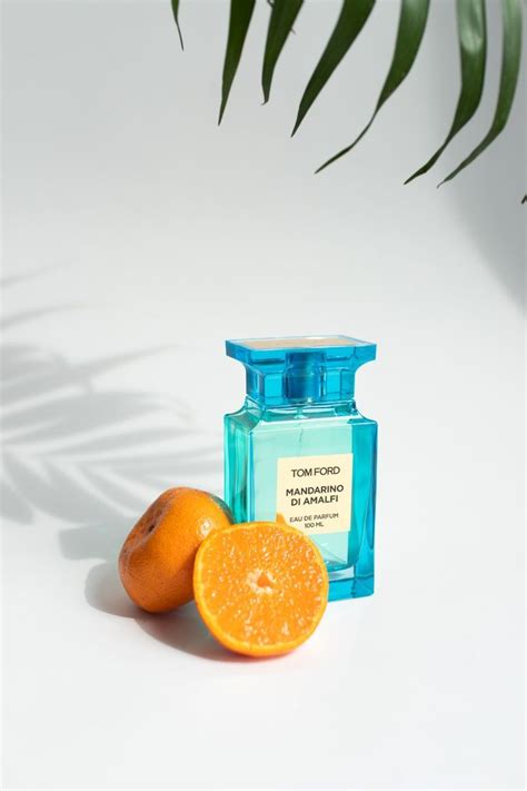 АРОМАТЫ ЦИТРУСОВЫЕ: TOM FORD MANDARINO di AMALFI | Ароматы, Духи ...