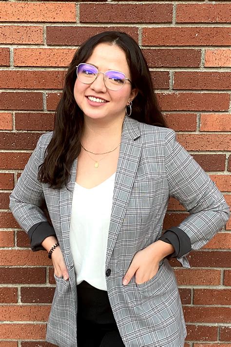 Sepideh Alavi And Natalie Larez Win 2023 Carol Genetti Graduate