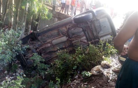 ចេញពីហូបអីបើករថយន្តត្រឡប់មកវិញដាច់កង់ក្រឡាប់ធ្លាក់ផ្លូវ ស្លាប់មន្ត្រីអគ្គិសនីម្នាក់