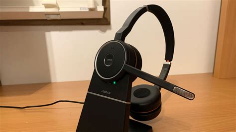 Fixing Headset Overload With The Jabra Evolve Wireless