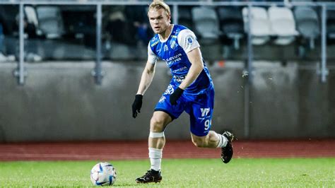 Officiellt Linus Tornblad Följer Med Ik Oddevold Till Superettan