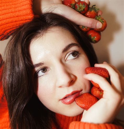 Abigayle Oakley Singer Songwriter