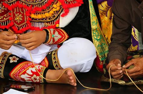 The Golden Thread Of Wu Wei Wisdom Sanctuary 🌕 • A Call To Weave Your Roots An Invitation To