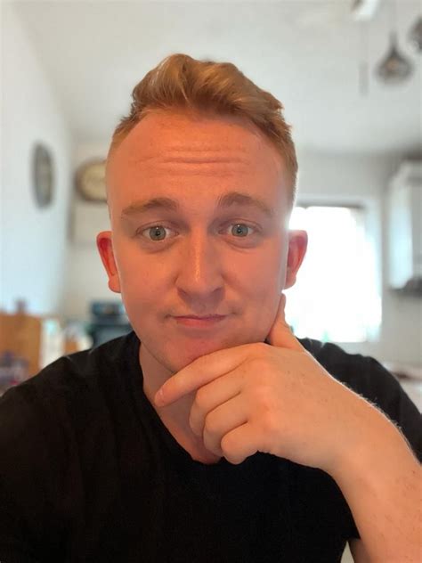 adam biddlecombe on linkedin newsletter newslettergrowth ai