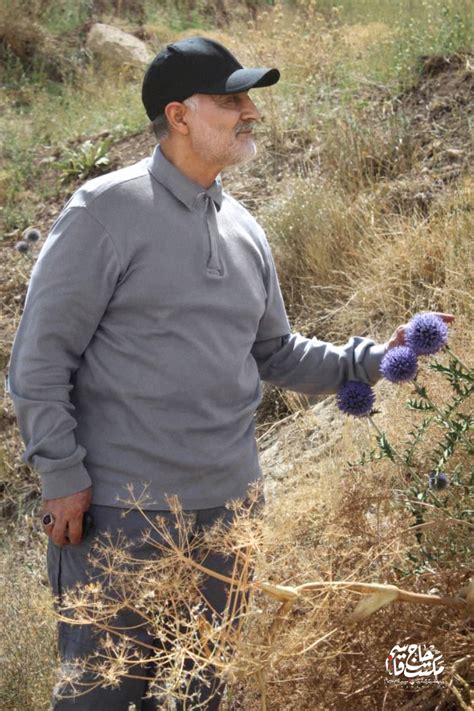 مکتب حاج قاسم سلیمانی عکس شهید حاج قاسم سلیمانی