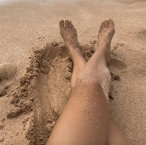 Sandy Toes Rpublicfeetpics