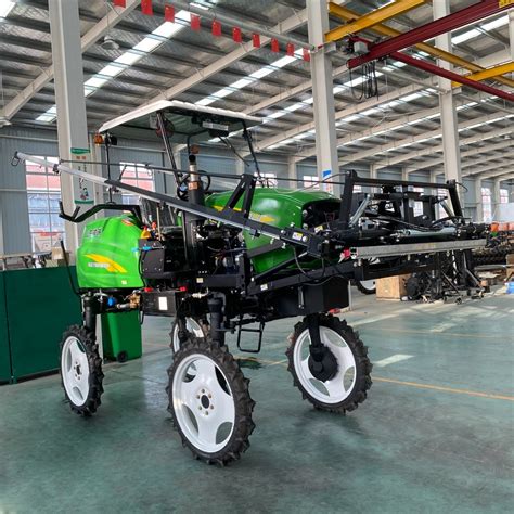 700l Agricultural Insecticide And Fertilizer Self Propelled Boom