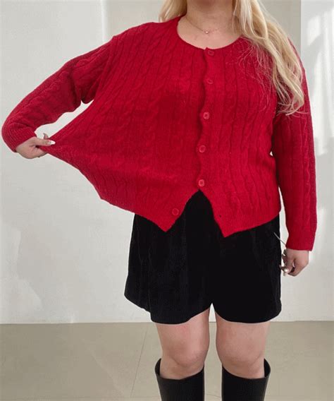 [55 99 통통녀강추 ] 꽈배기 라운드넥 루즈핏 가디건 빅사이즈 연말룩 크리스마스 에이블리