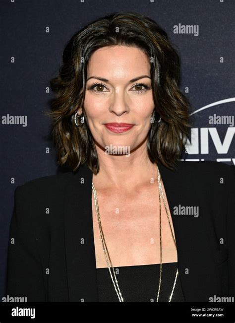 Alana De La Garza Attends The Law And Order Svu 25th Anniversary