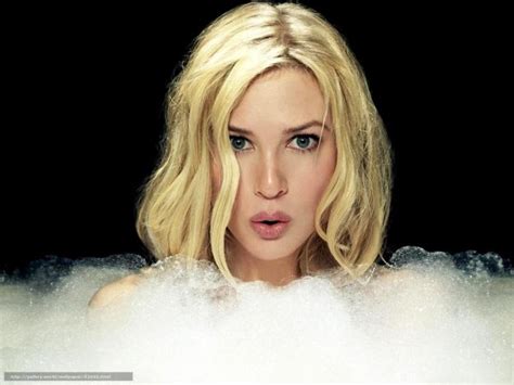 Renee Zellweger Nude And Sexy Photos The Fappening
