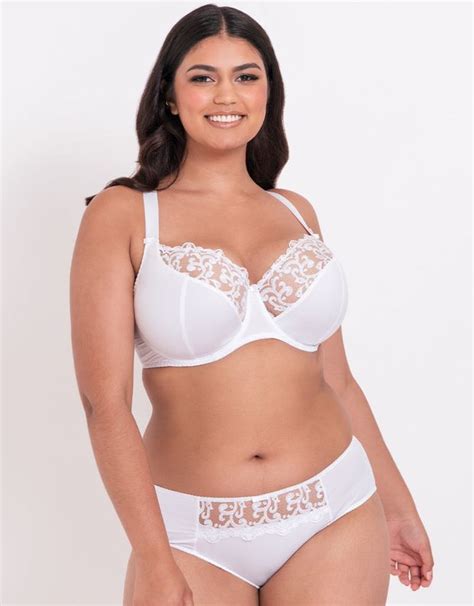 Consuelo Martinez Jighonky