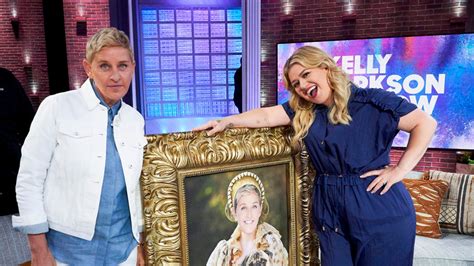 Kelly Clarkson Has Been Tipped To Replace Ellen Degeneres Daytime Tv
