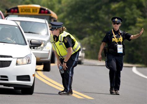 Distracted Driver Caught Watching Porn Receives Fine Demerits