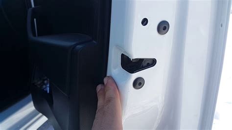 Не работает замок двери шкода рапид - YouTube