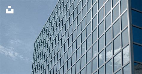 흰색과 파란색 유리 벽 건물 사진 Unsplash의 무료 회색 이미지