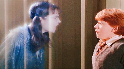 “桃金娘 她孤独又多愁善感，她永世被困在厕所里”—《哈利波特4k》 Youtube