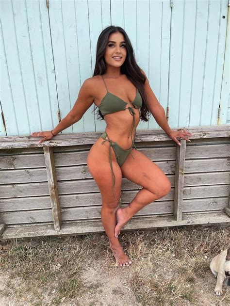 Beautiful College Babe Sexy