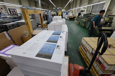 ‘책식주의자들 이렇게 많았나인쇄소 24시간 풀가동 단군이래 최대 호황