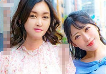 チ ポ分け合う仲良し母娘をナンパしてして娘の前で母に中出し