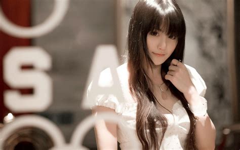 The Internet World Chinese Hot Kissing Girls