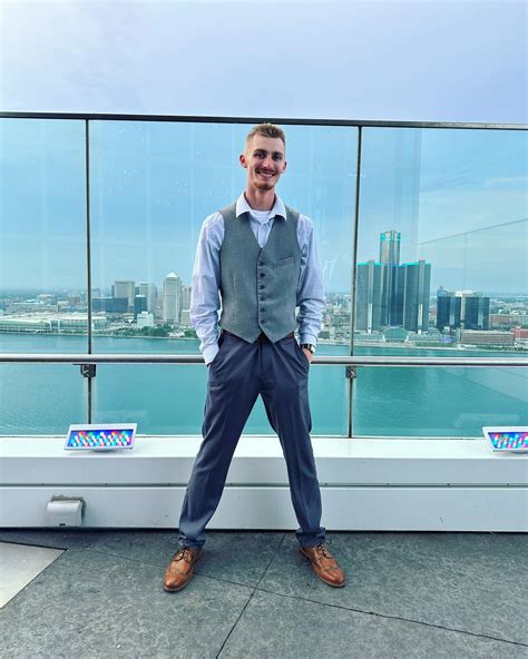 Billy Langdon Billyxlangdon • Instagram Photos And Videos