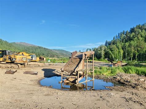 Хууль бусаар алт олборлож байсныг илрүүлжээ